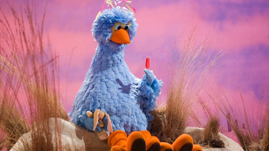 Big Bird’s International Family! | ladycultblog